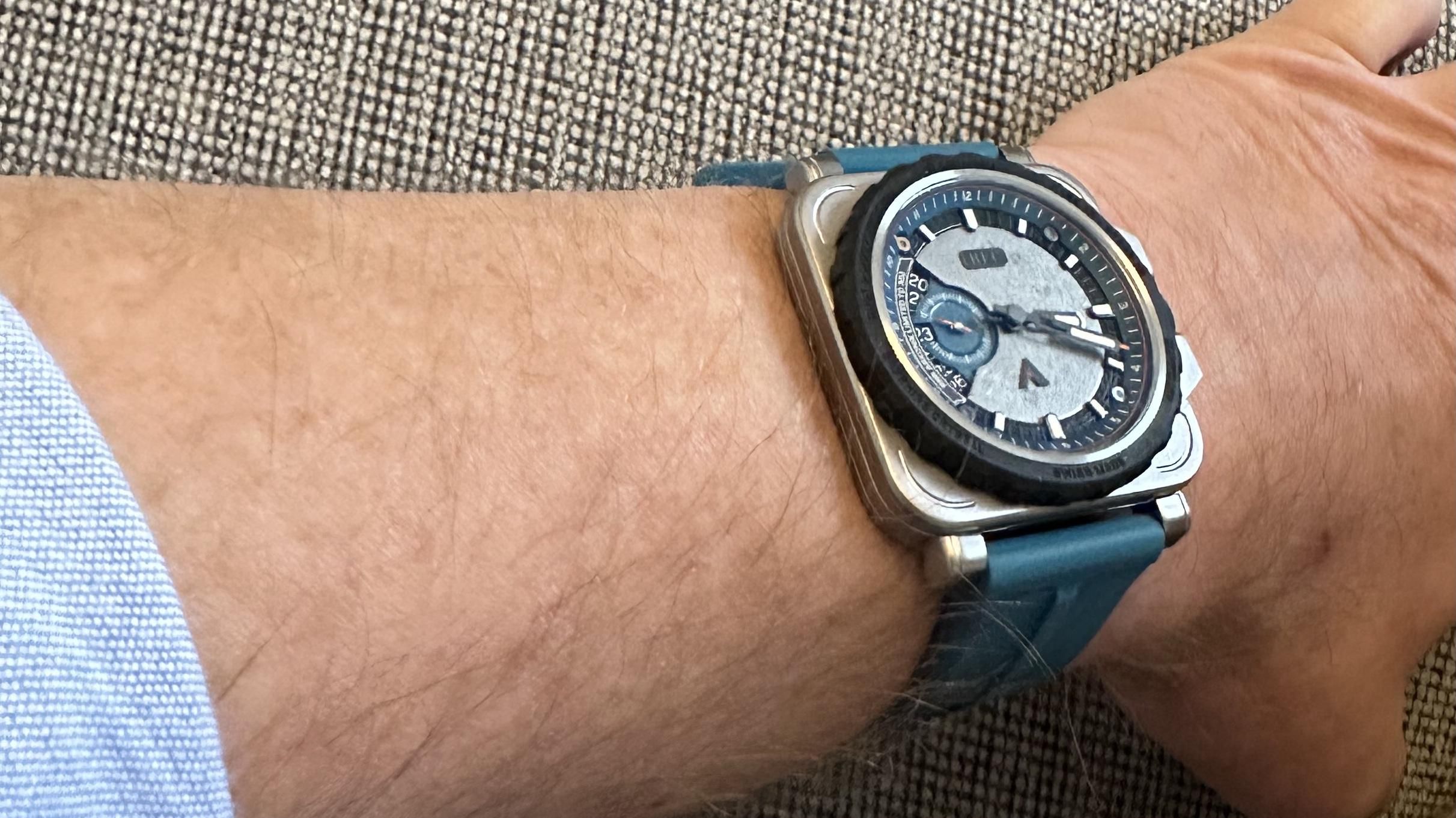 Say Hallo to my little friend - vroom vroom | WatchCrunch