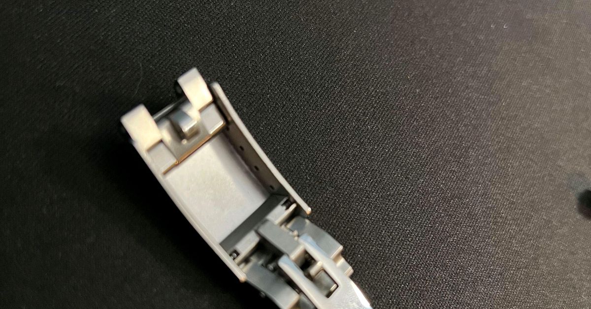 Best Toolless Micro-adjust Bracelets | WatchCrunch