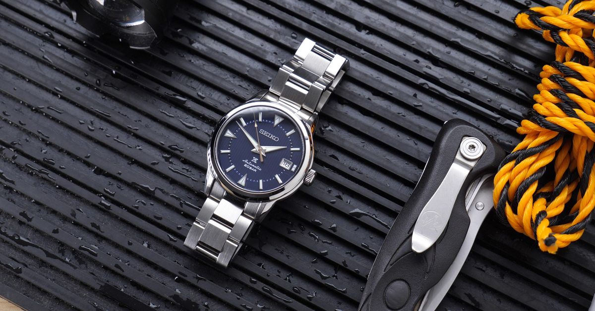 The dial on SPB249J1 is INSANE under macro... it's like DNA or something. | WatchCrunch