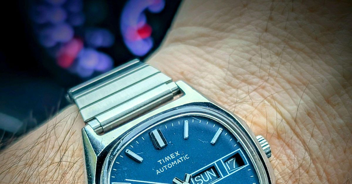 Original Timex E Line automatic | WatchCrunch