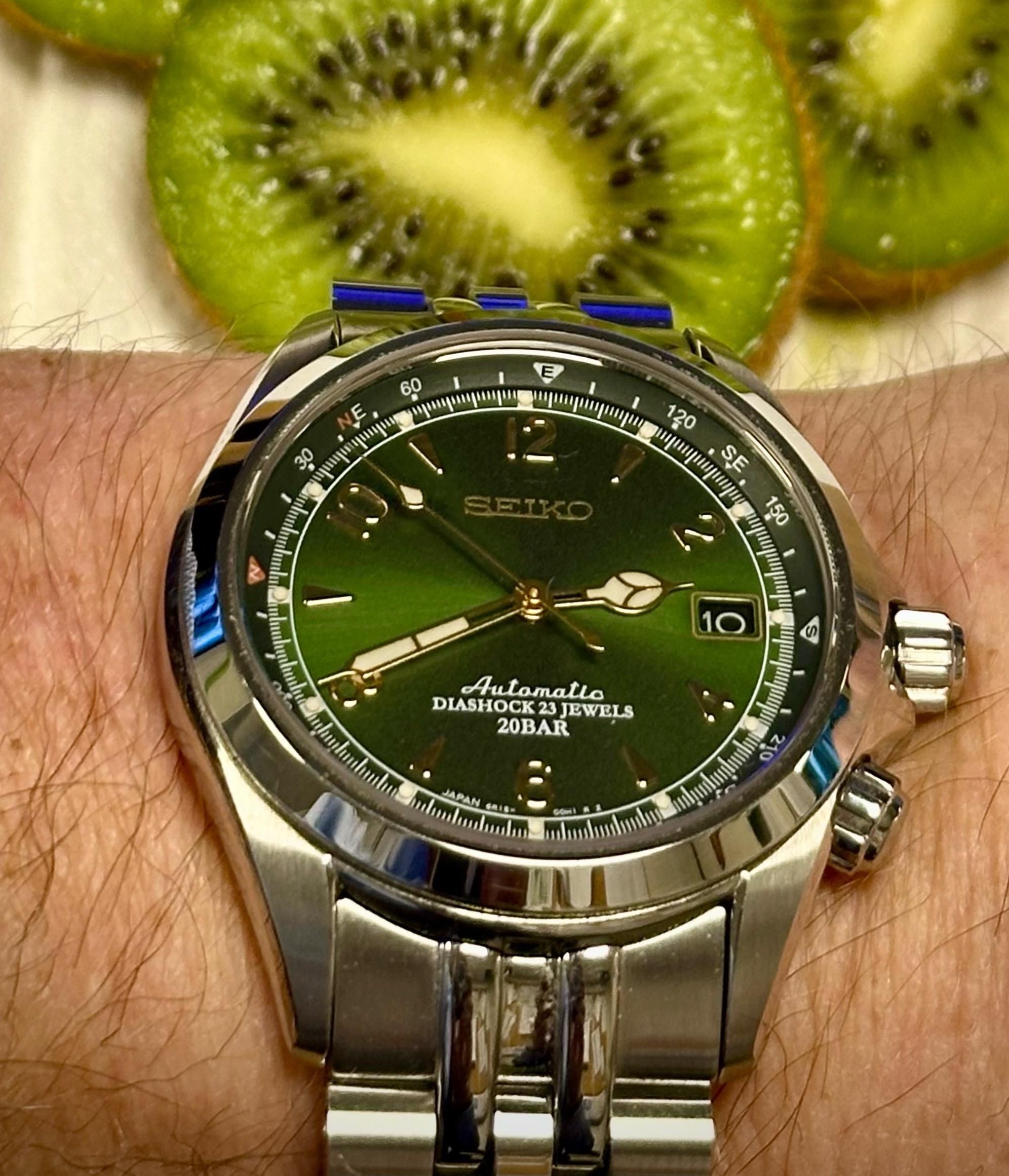 Sarb017 Alpinist | WatchCrunch