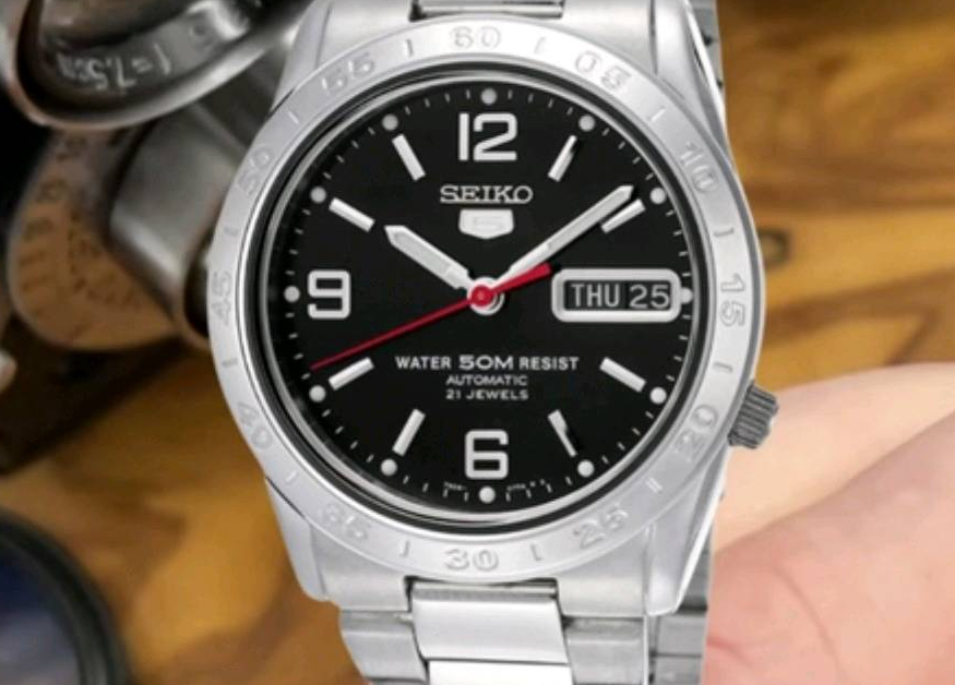 Can't seem to locate this Seiko 5 Model...? | WatchCrunch