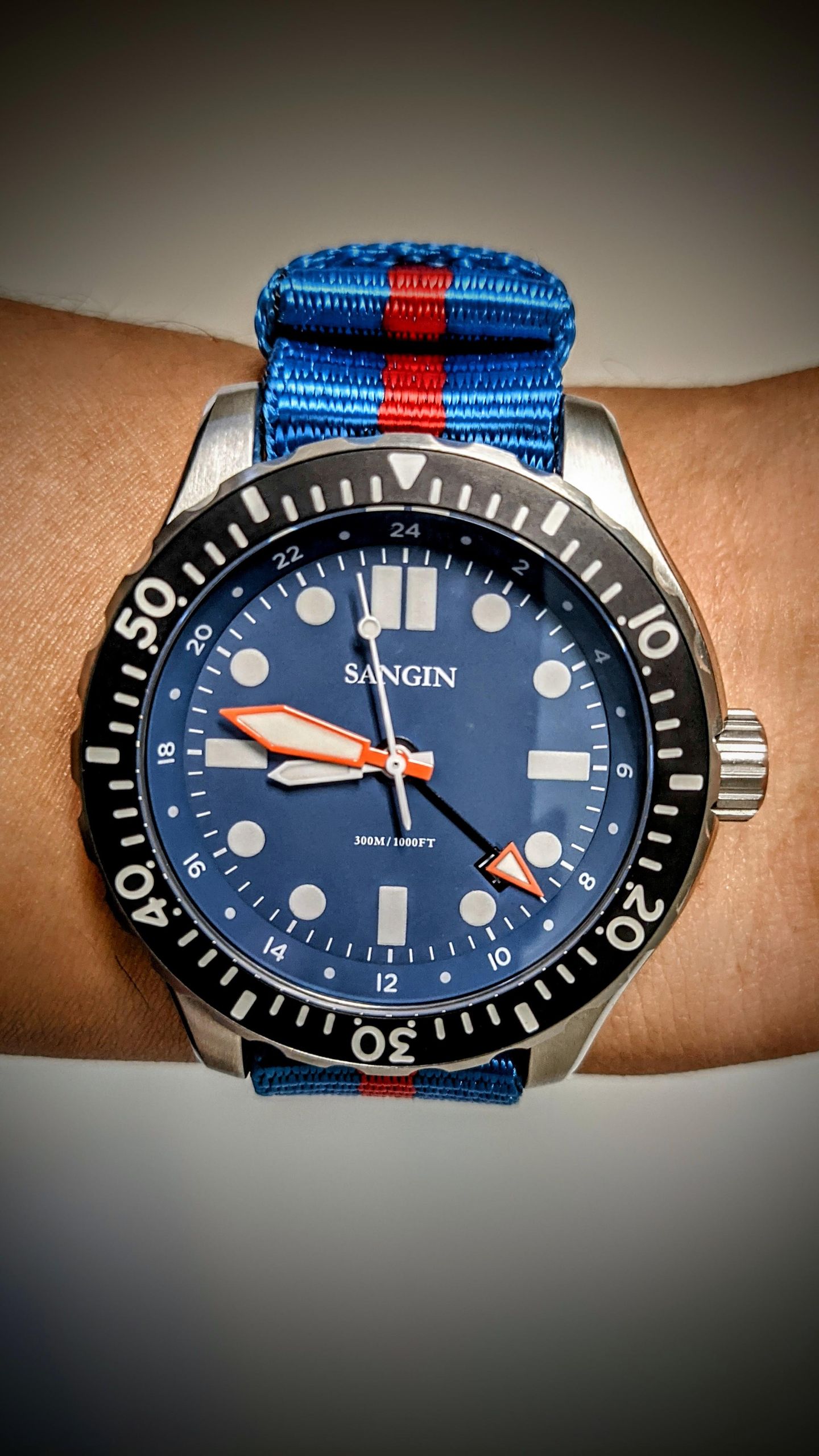 Sangin Professional Sea Blue | WatchCrunch
