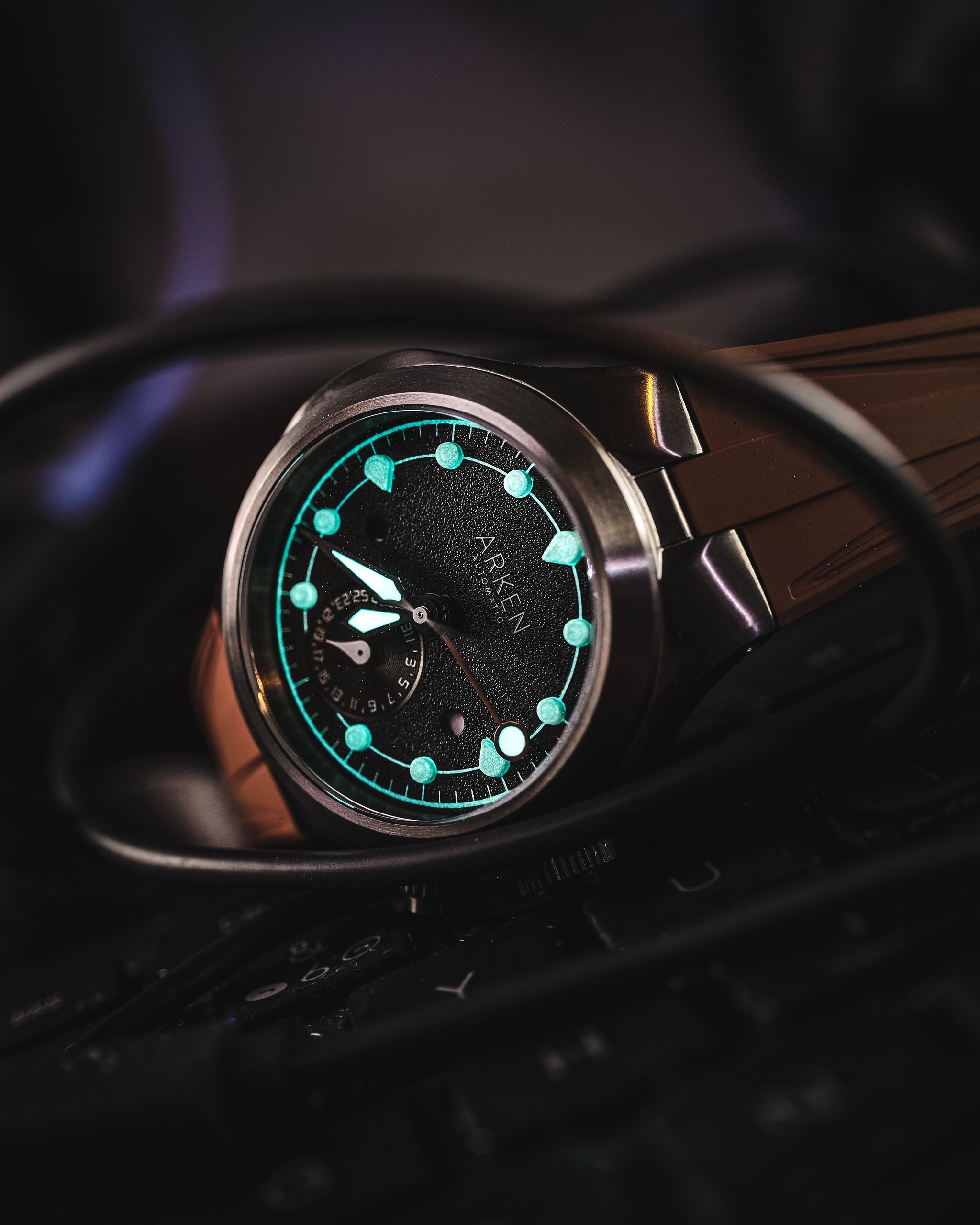 Arken Alterum (Anthracite Grey) | WatchCrunch