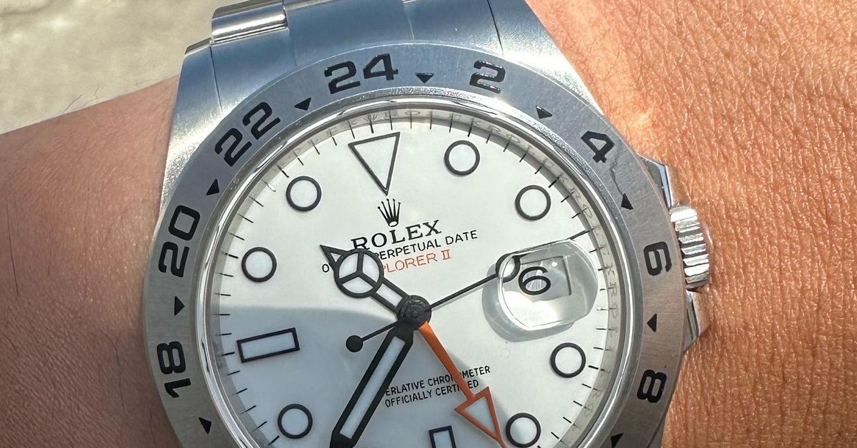 The first scratch 😢 | WatchCrunch