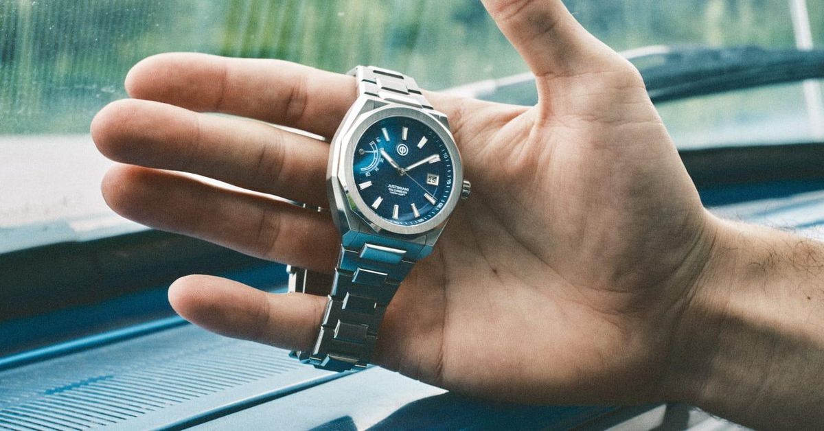 Justiniani Gilgamesh Ishtar Blue | WatchCrunch