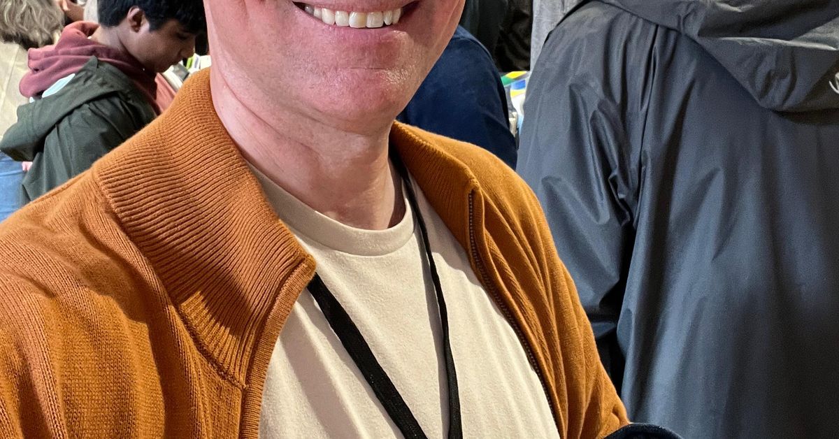 Wind-up NYC, Saturday pics | WatchCrunch