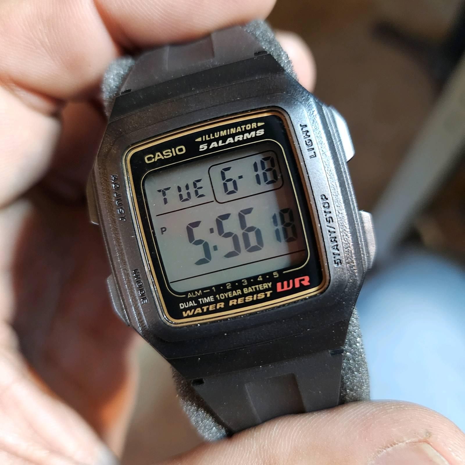 What is the best small 4-button digital watch? | WatchCrunch