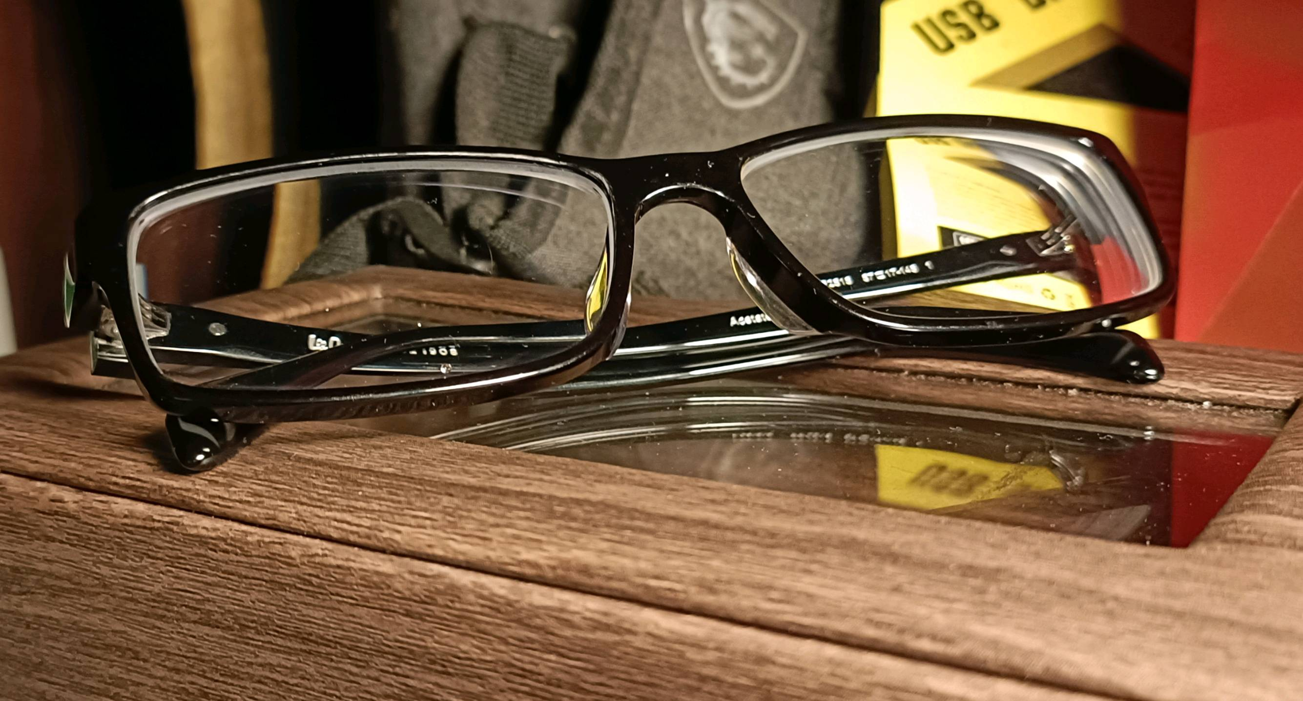 Got new eyeglasses to better appreciate my beauties (turns out ...