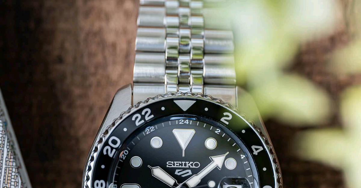 Seiko 5 SSK001 GMT | WatchCrunch