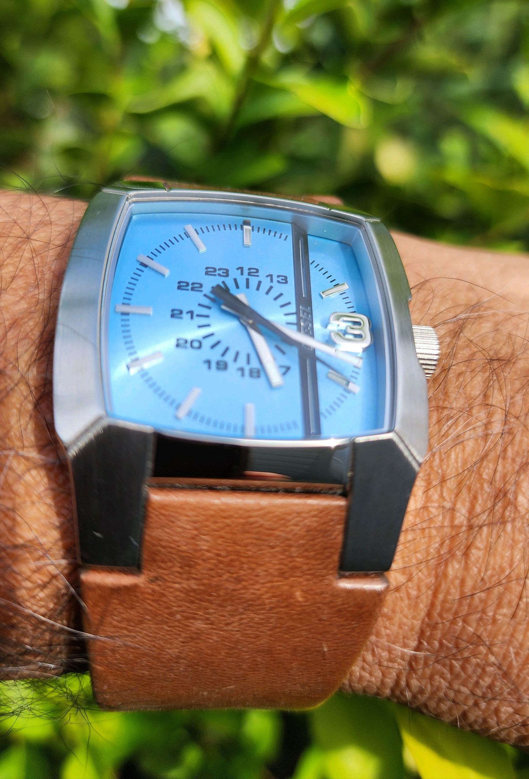 “Square Rebel”, “Blue Dial, Bad Behavior” | WatchCrunch