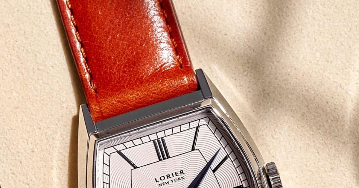 Lorier Zephyr | WatchCrunch