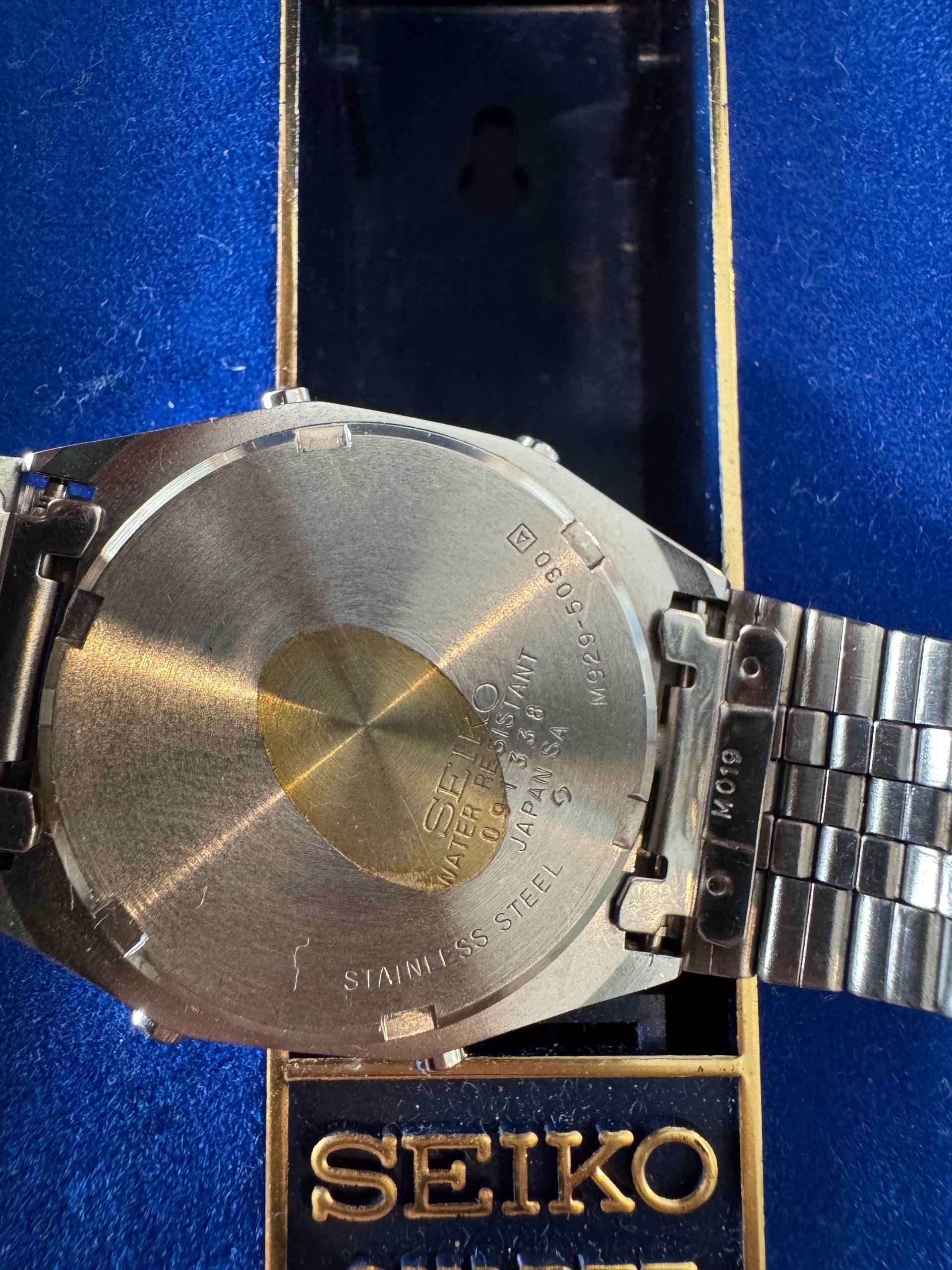 Seiko M929-5030 | WatchCrunch