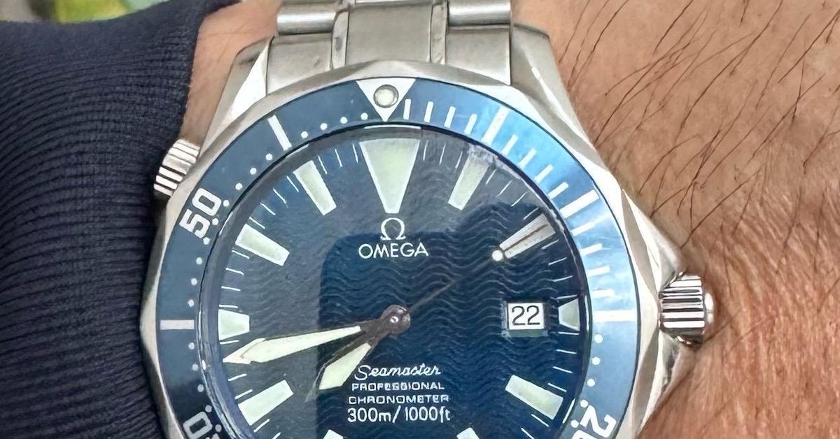 Saturday’s pic - Omega SMP 300 neo-vintage | WatchCrunch