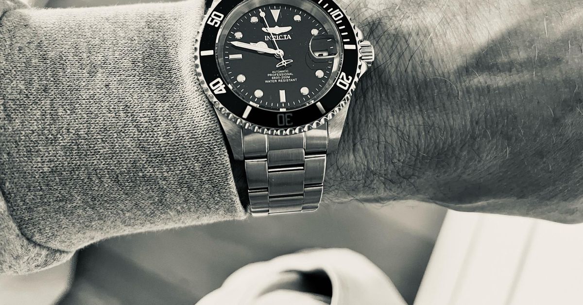 The Phantom Menace - Invicta Pro Diver 8926OB | WatchCrunch