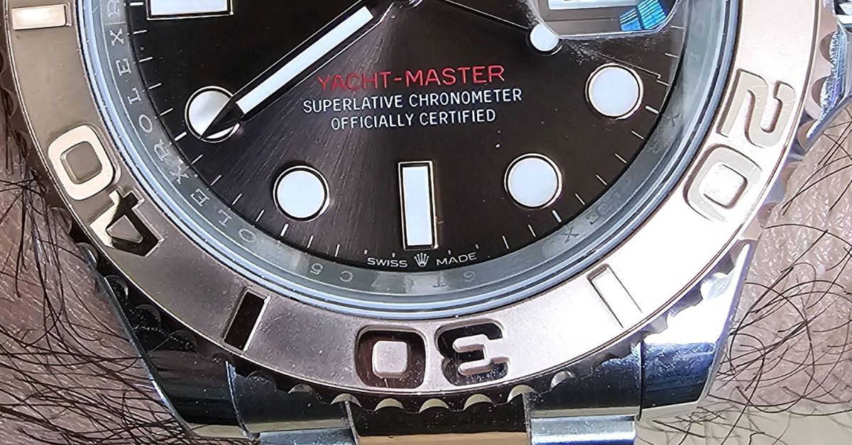 Rolex Bezel Alignment | WatchCrunch