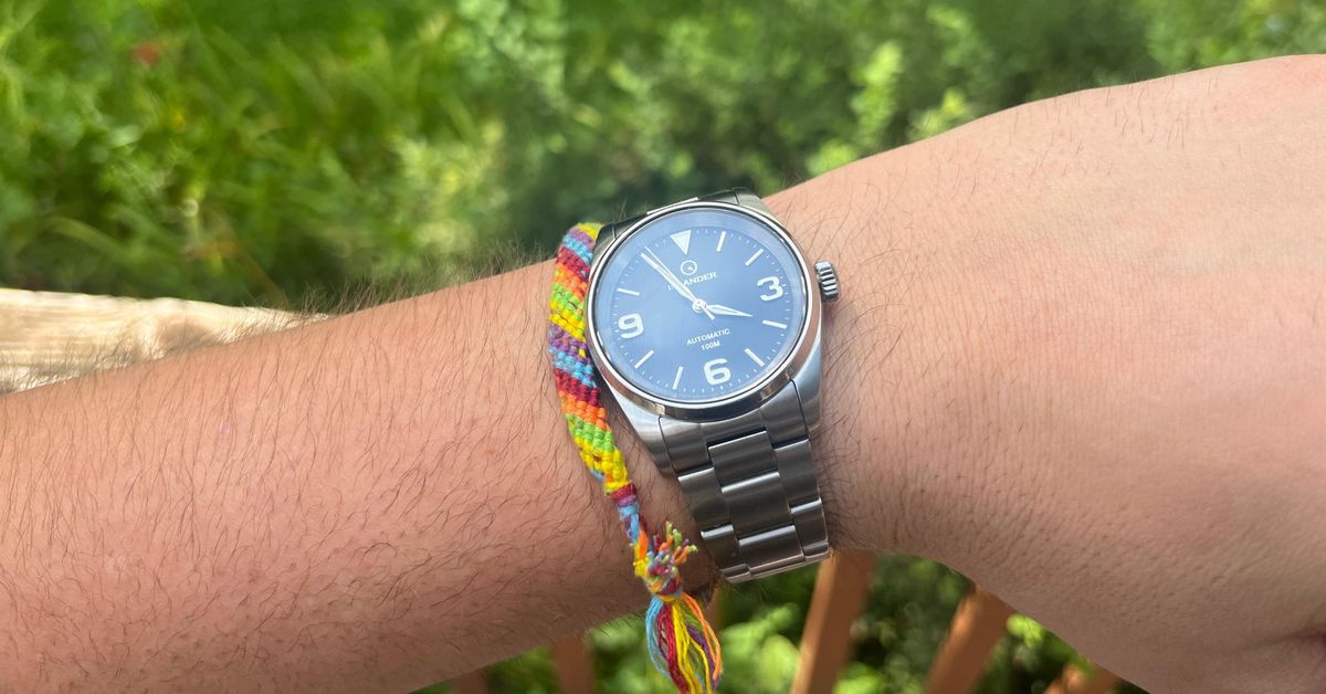 Islander Manhasset mod | WatchCrunch