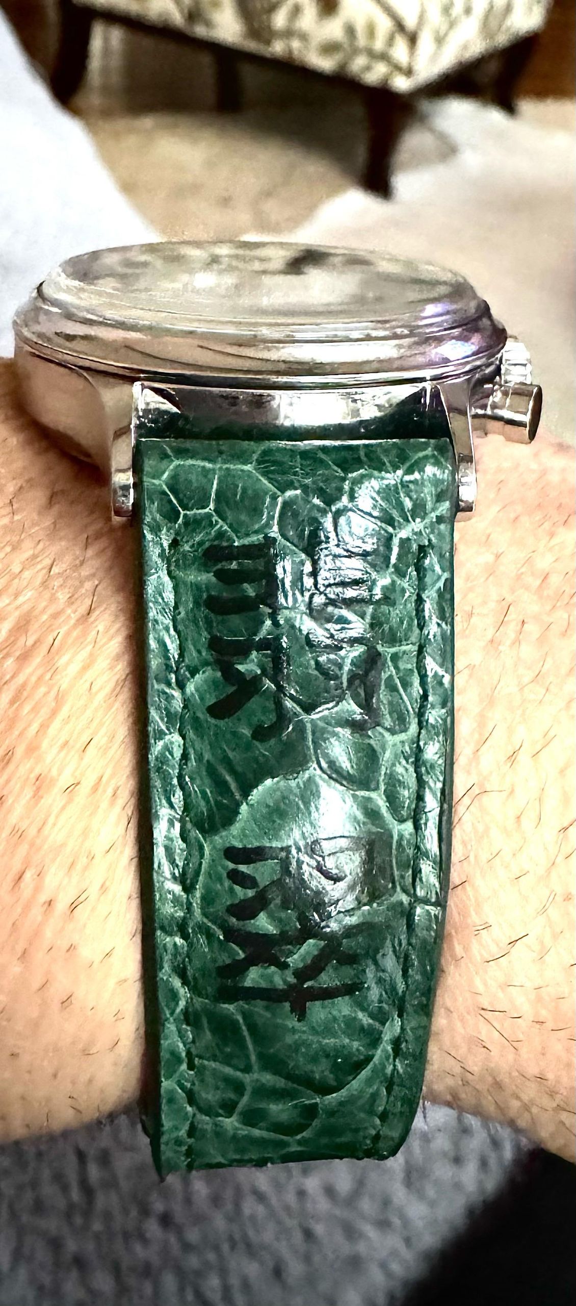 New Aaron Bespoke Strap on Kurono Tokyo | WatchCrunch