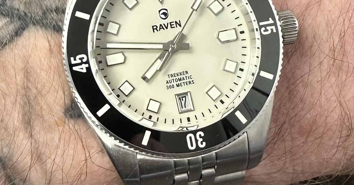 Raven Trekker | WatchCrunch