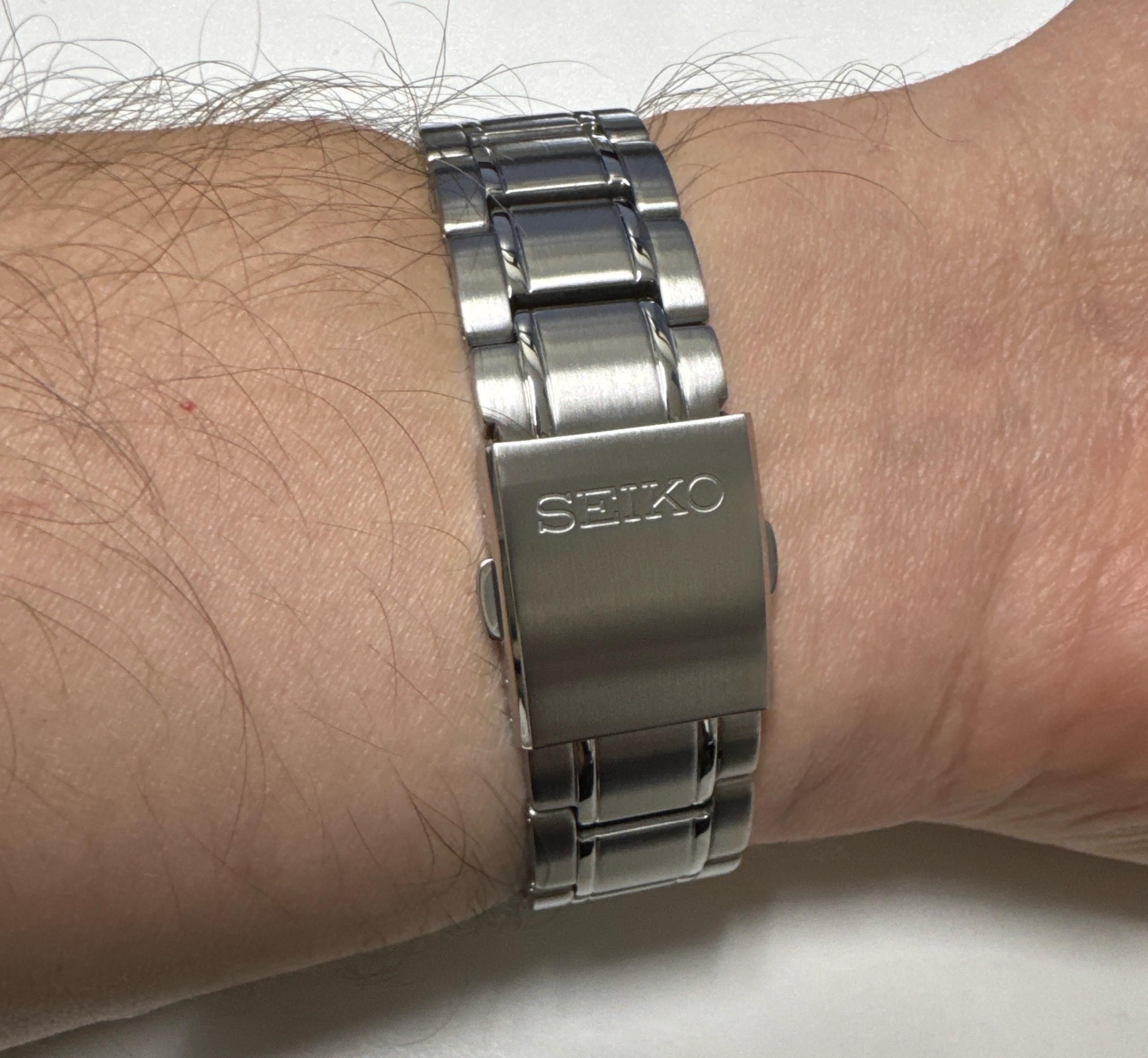 Seiko SUR527 | WatchCrunch