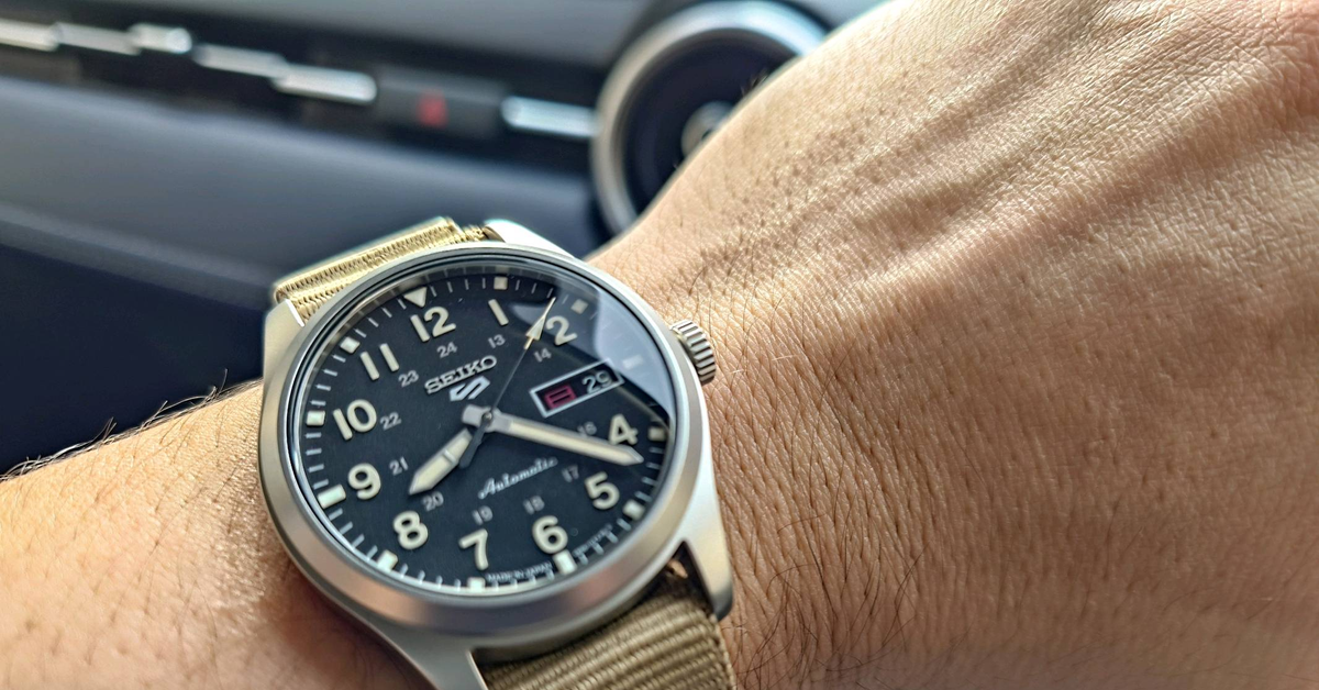 Seiko 5 Sports SBSA117 | WatchCrunch