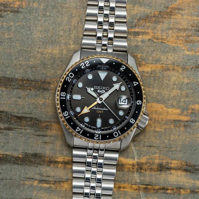 Th ultimate Seiko SSK GMT guide: The Ideal Watch for the Time Zone Nerd ...
