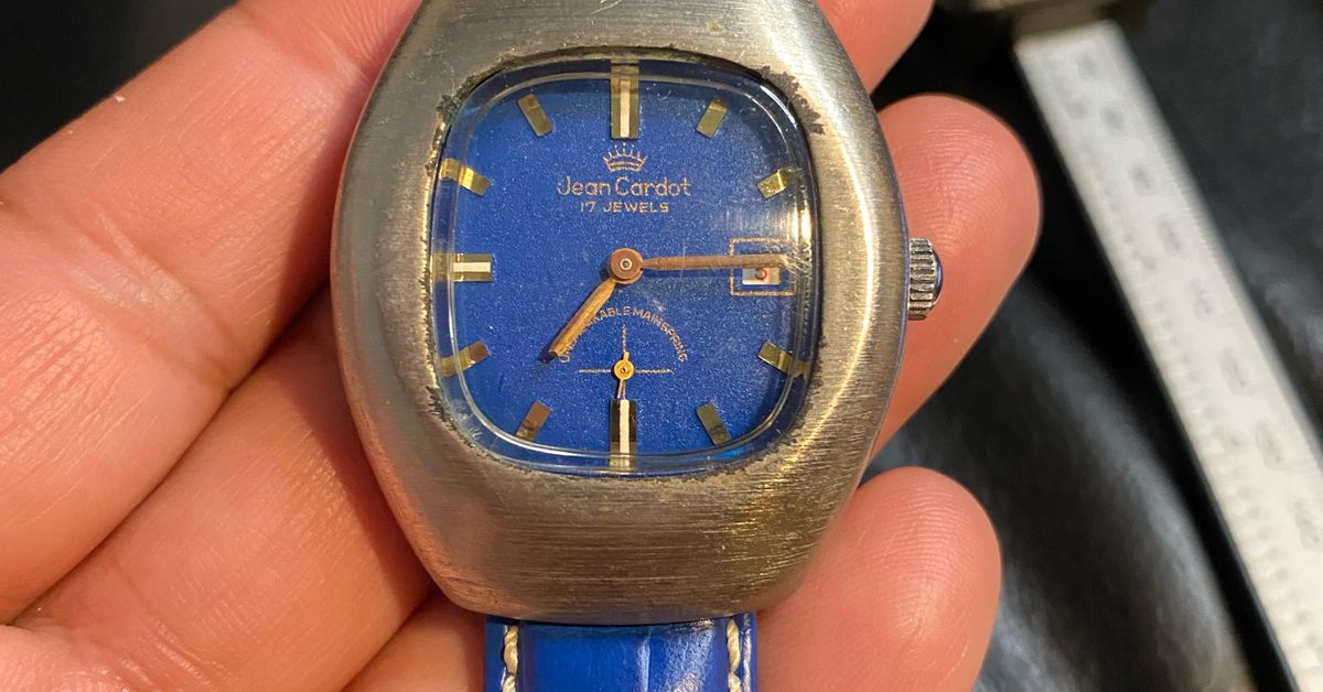 Jean Cardot Mechanical 17 jewels | WatchCrunch