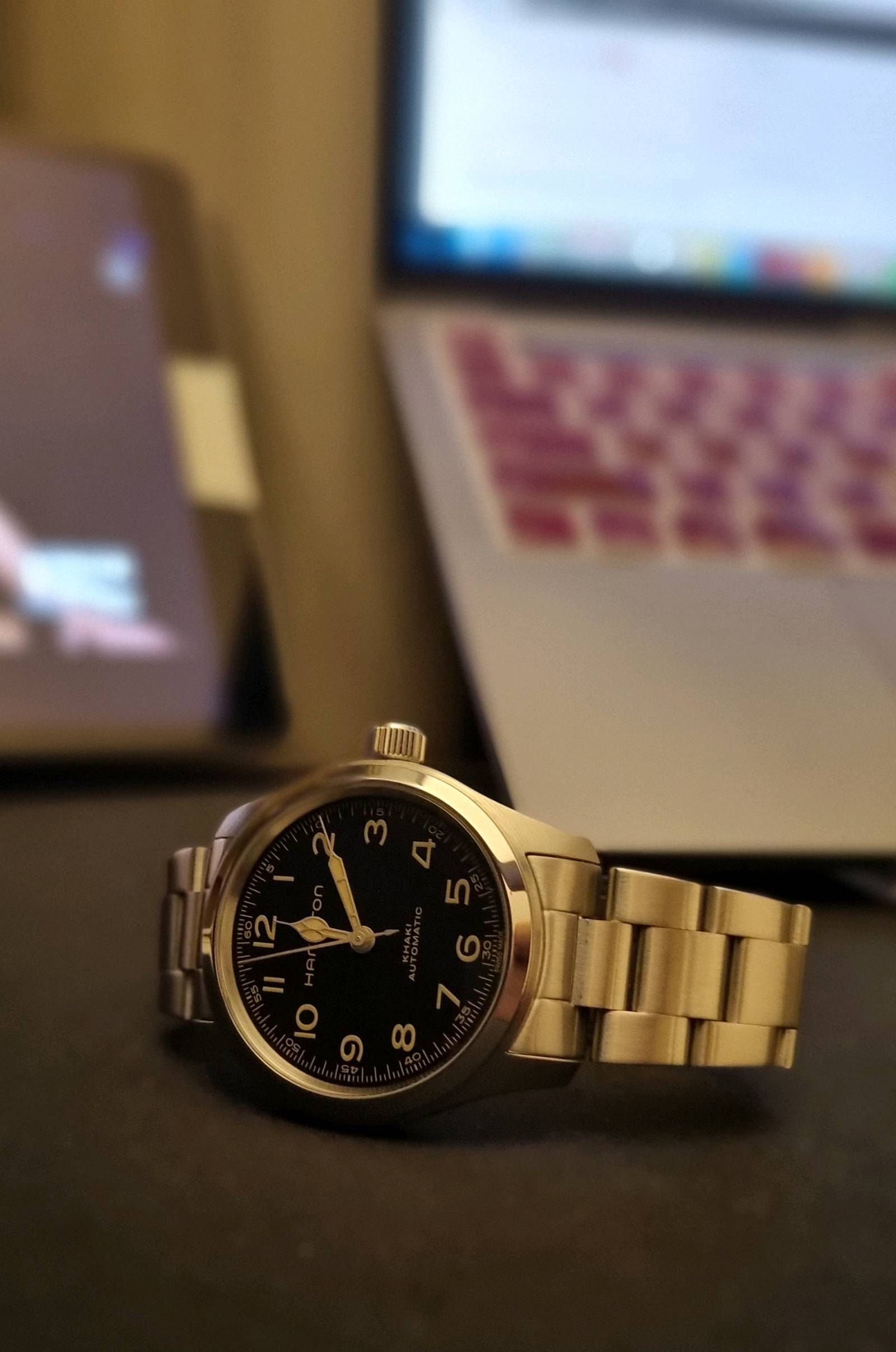 Hamilton Murph + Uncle Straps | WatchCrunch