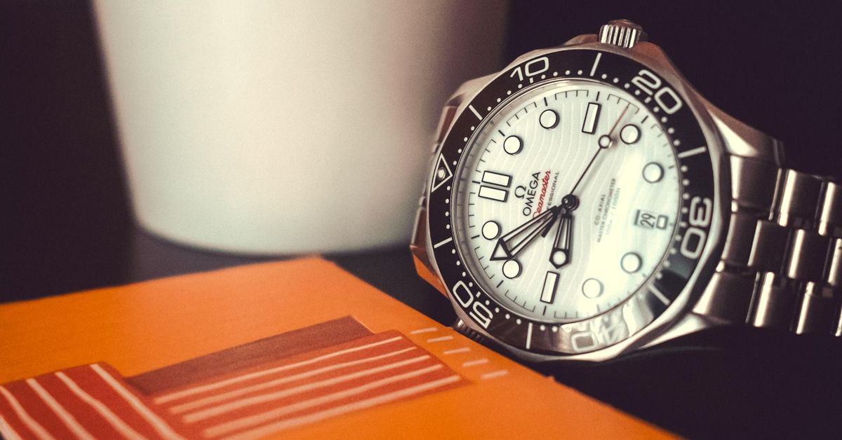 Your favorite white dial dive watches? | WatchCrunch