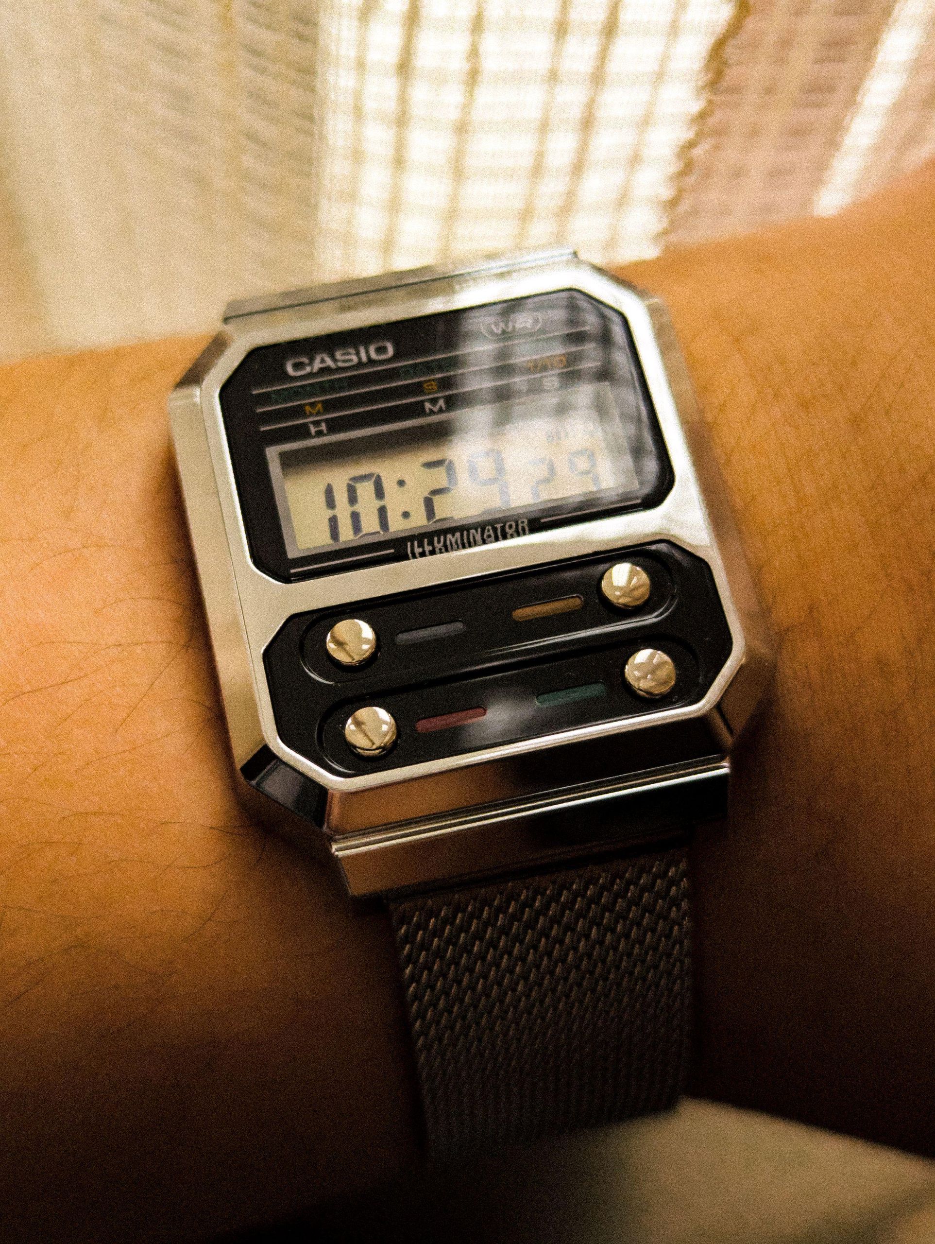 Casio A100WE-1ADF | WatchCrunch