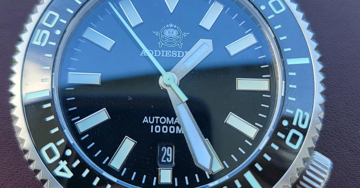 Addiesdive 1000M Diver Review for the LOLs | WatchCrunch