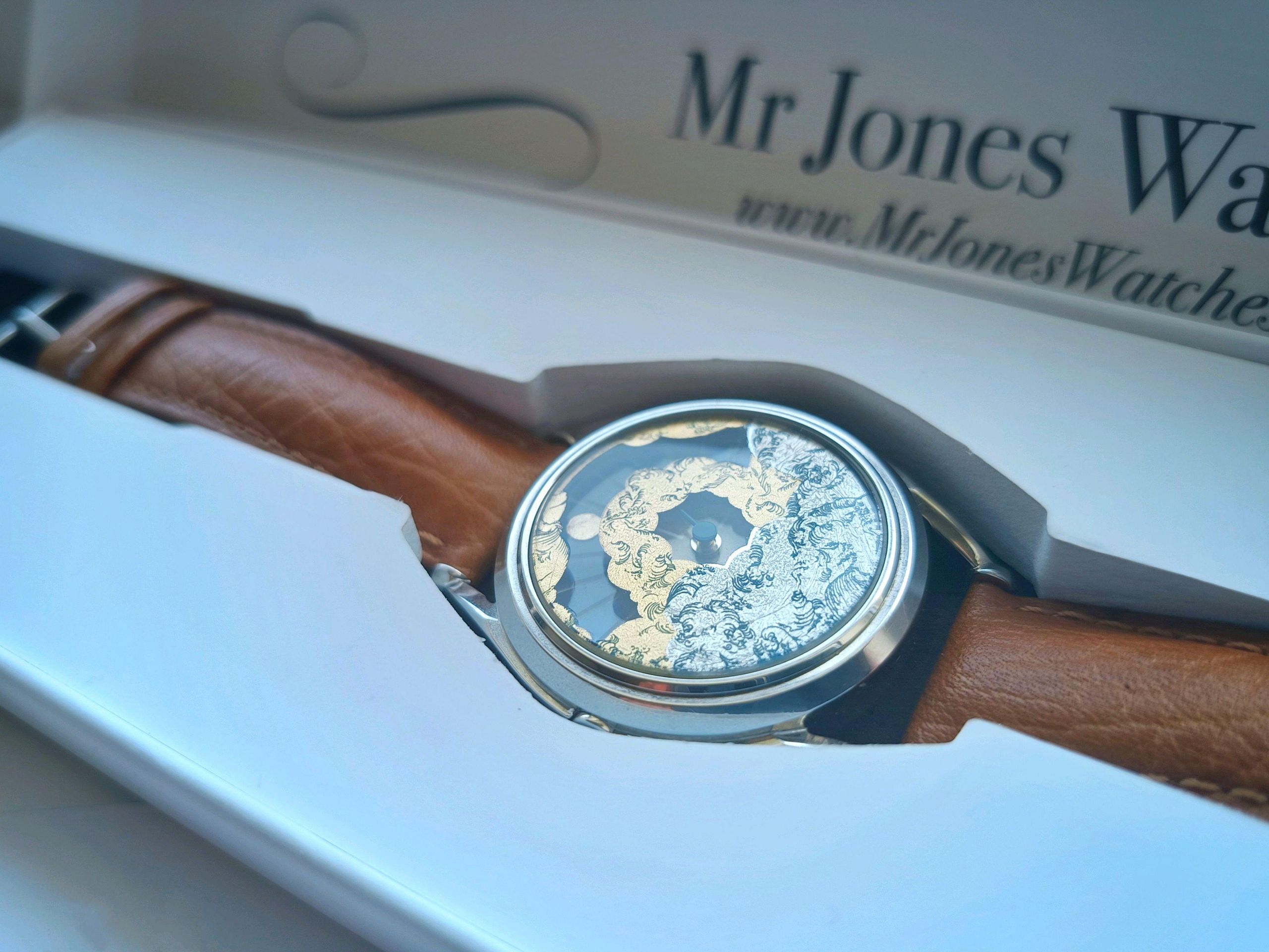 Mr Jones Watches Nuage | WatchCrunch