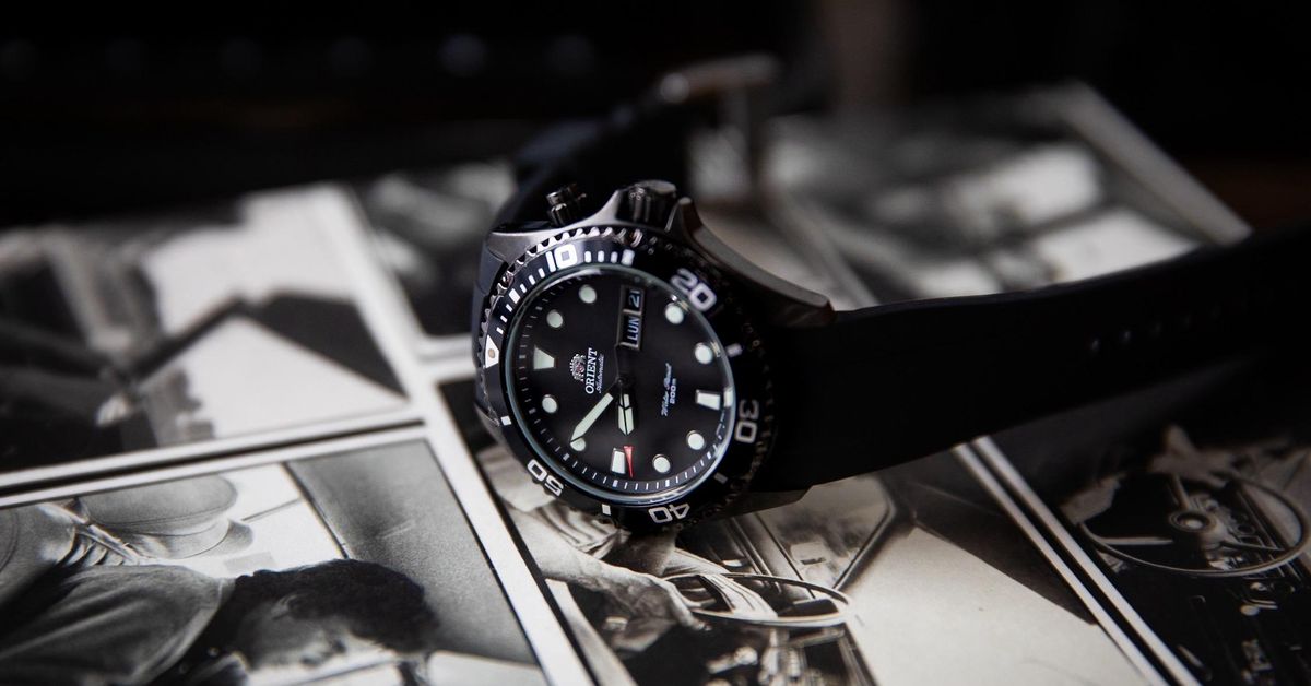 Orient Ray Raven Gen I | WatchCrunch