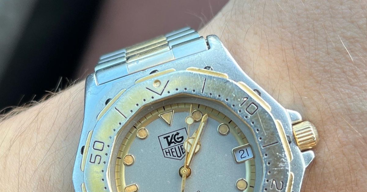 Tag Heuer 3000 | WatchCrunch