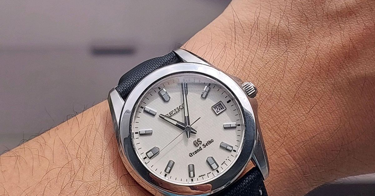 GS SBGF017 | WatchCrunch