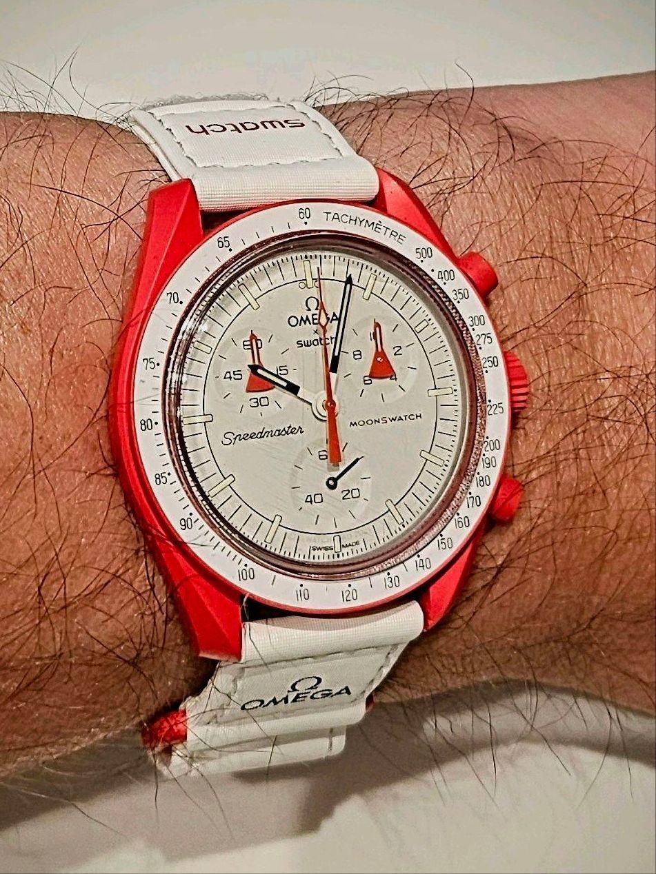 Omega/Swatch 'Luna' MoonSwatch | WatchCrunch