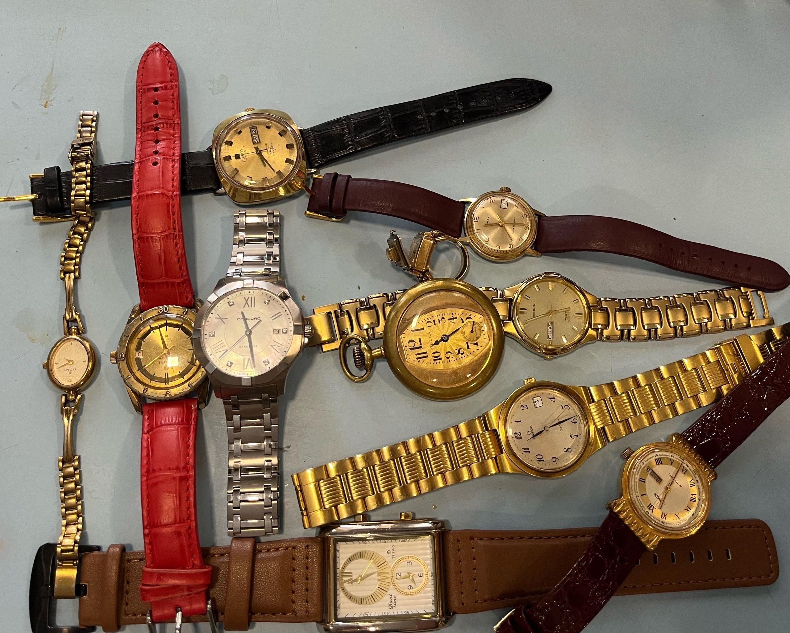 Some shots from Bengaluru Vintage Watch Collectors Club meeting today ...