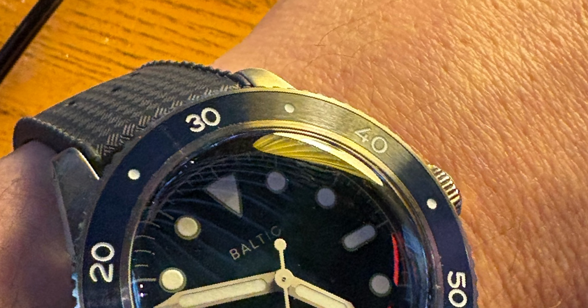 First diver | WatchCrunch