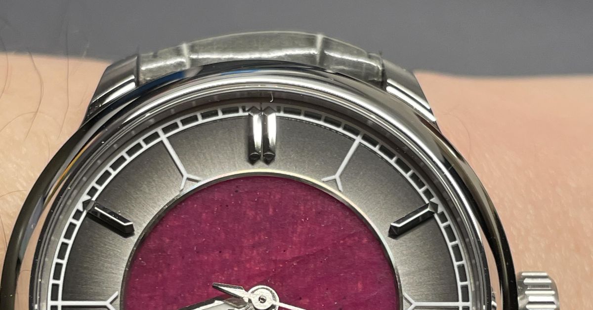 Ruby Platinum | WatchCrunch