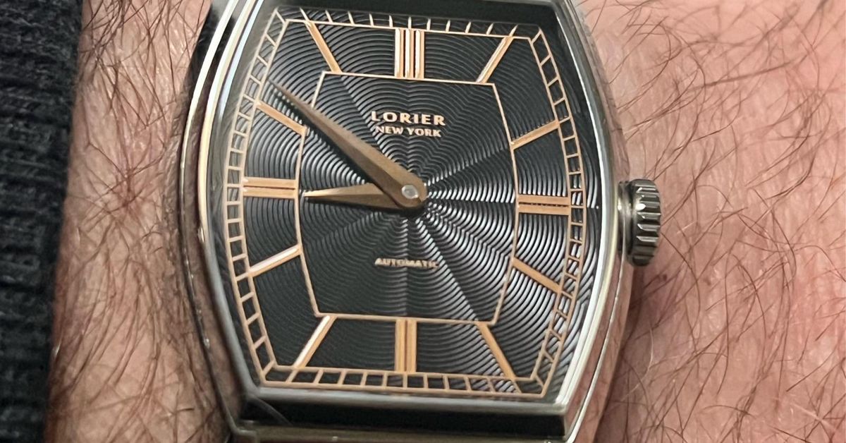 Lorier Zephyr | WatchCrunch
