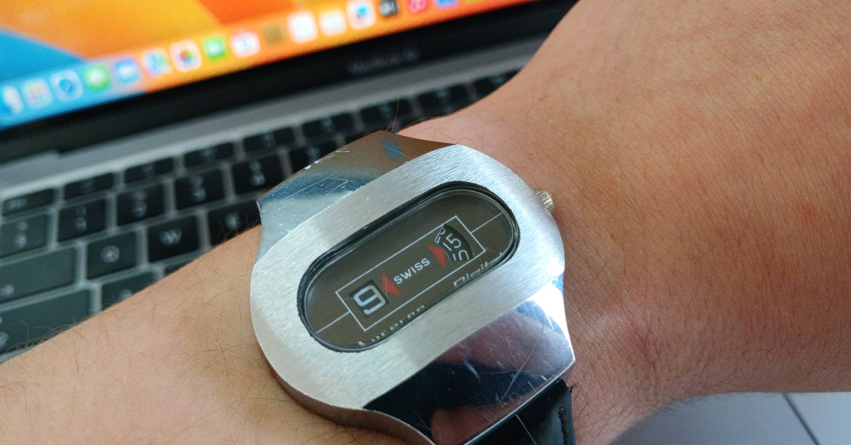 Digital ≠ quartz | WatchCrunch
