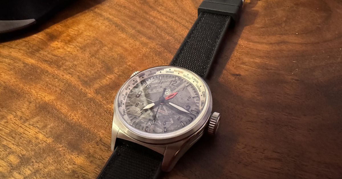 Baltimore Watch Company Balt Pilot Worldtimer | WatchCrunch
