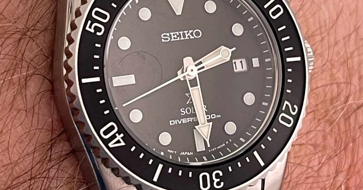 Seiko SNE573 Solar | WatchCrunch