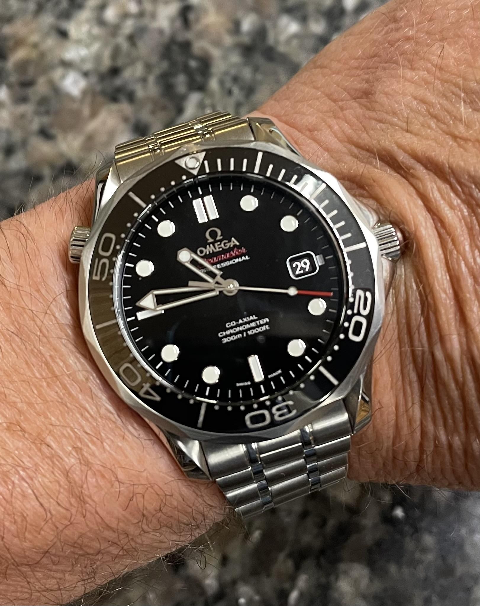 A Quick Review of the Forstner Bullet Bracelet for the Omega Seamaster ...