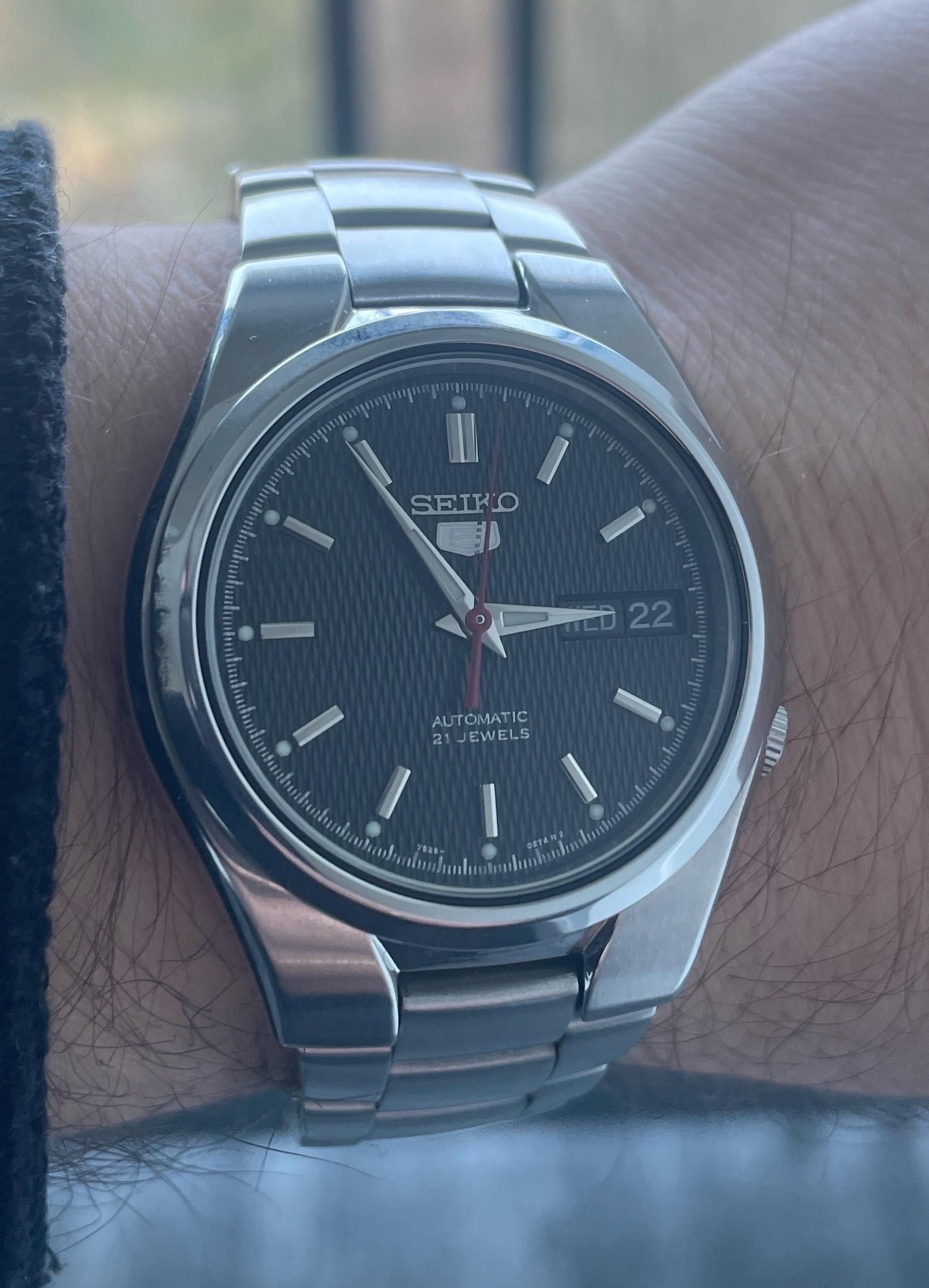 Baught a cheap Seiko 5 | WatchCrunch