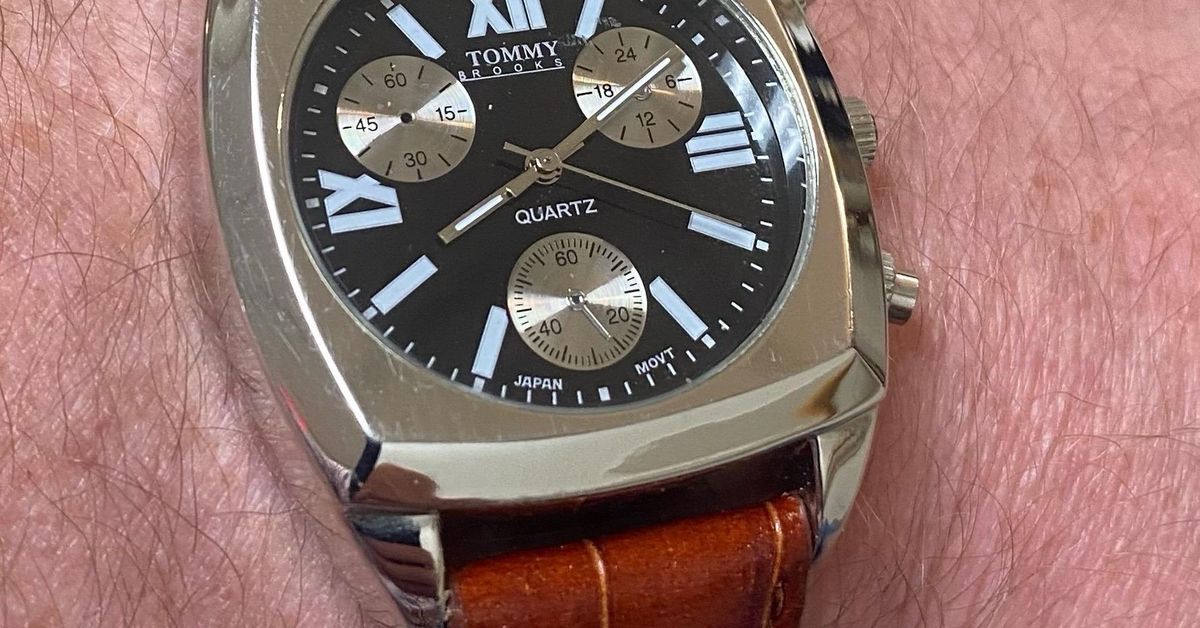 Tommy Bahama quartz | WatchCrunch