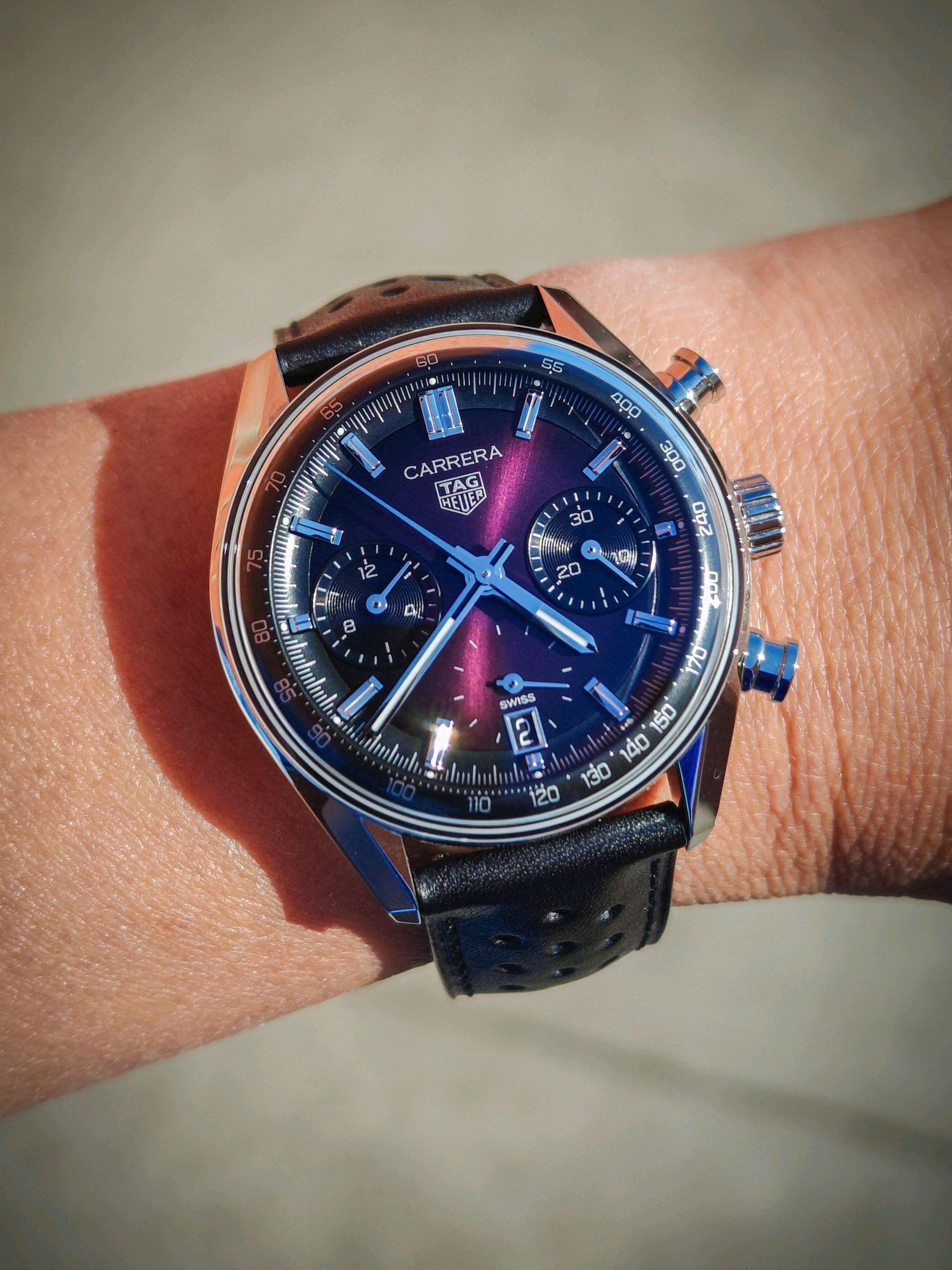Tag Heuer Carrera Glassbox on the bracelet | WatchCrunch