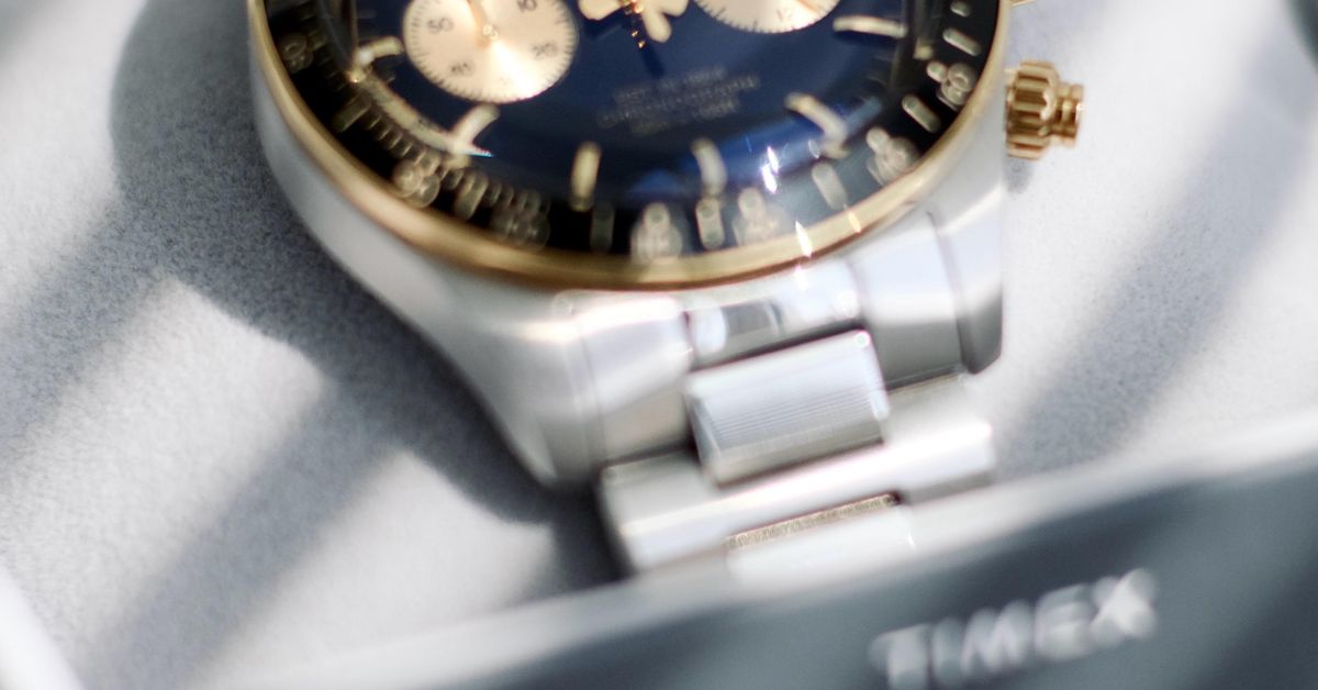 Timex Waterbury Heritage Chronograph | WatchCrunch