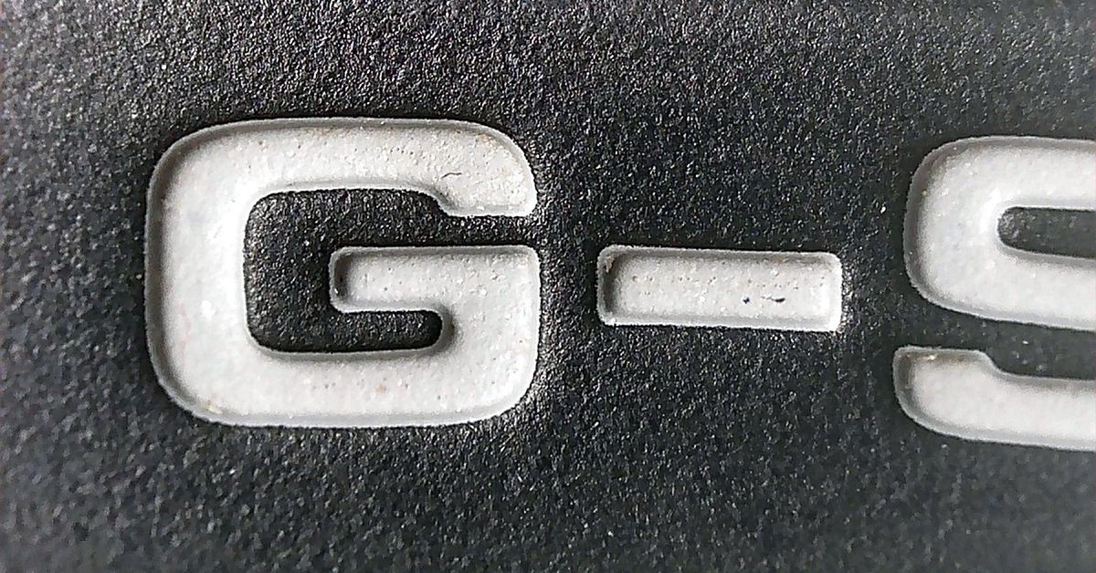 Watches under microscope vol. 8 Casio GA-2100 Casioak | WatchCrunch