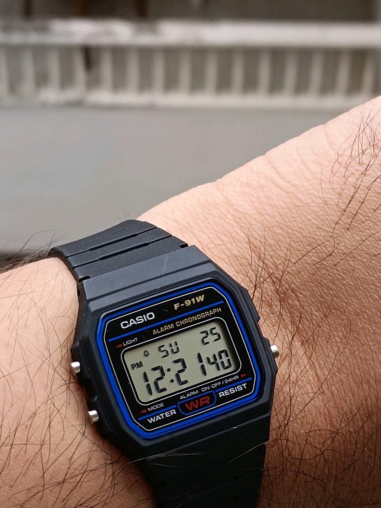 Casio F-91W | WatchCrunch